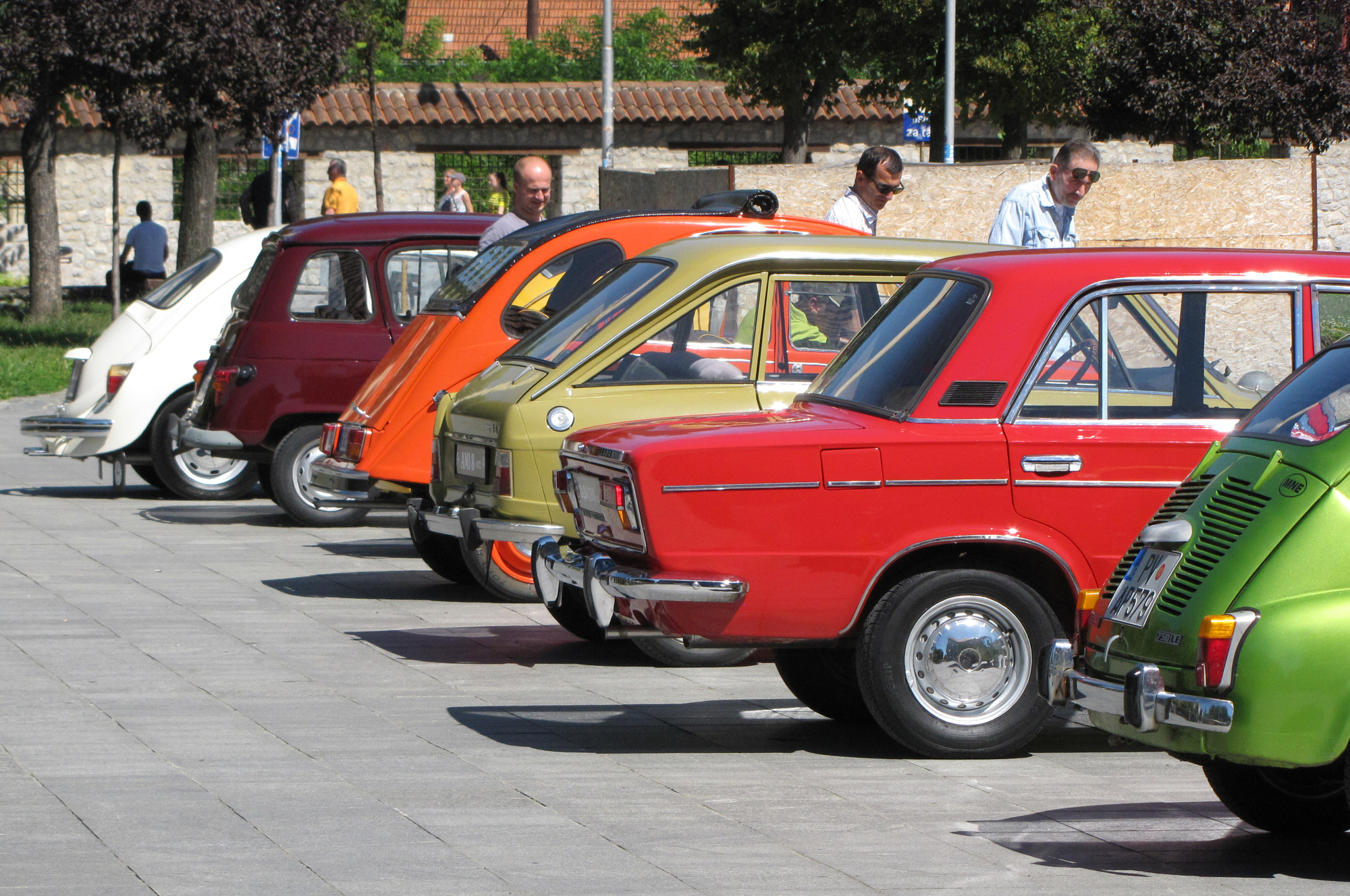 Pljevljak kojem su oldtajmeri strast: Novo auto vozi mene, a staro ...